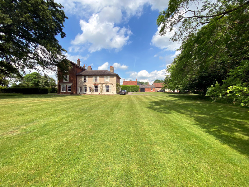 Bovingdon Hall - Movie Makers Guide