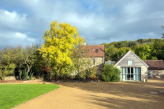 Folly Farm - Movie Makers Guide