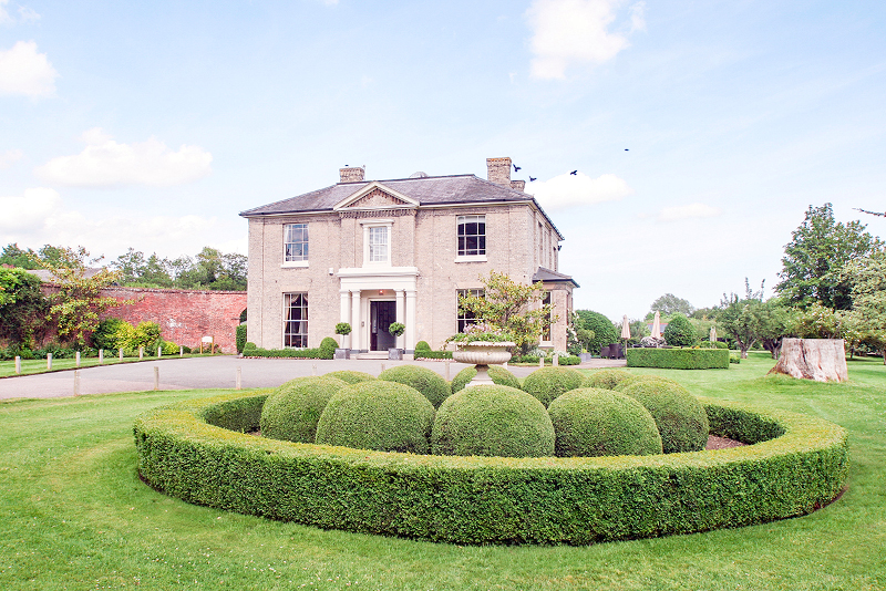 Fennes - Movie Makers Guide